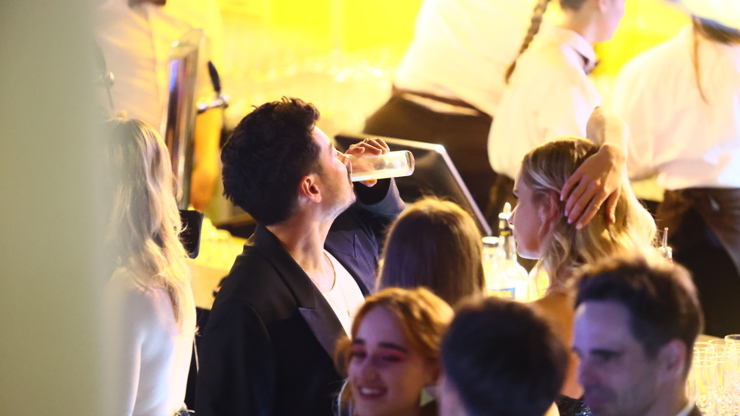 Galerie: Bujaré odchody z Českých slavíků: Řeka alkoholu a kouře i ...