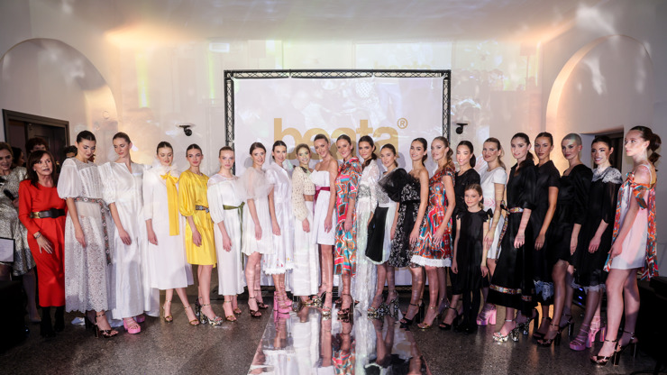 Galerie: Terezie Dobrovolná má svou kopii: Dcera Tereza Beranová je ...