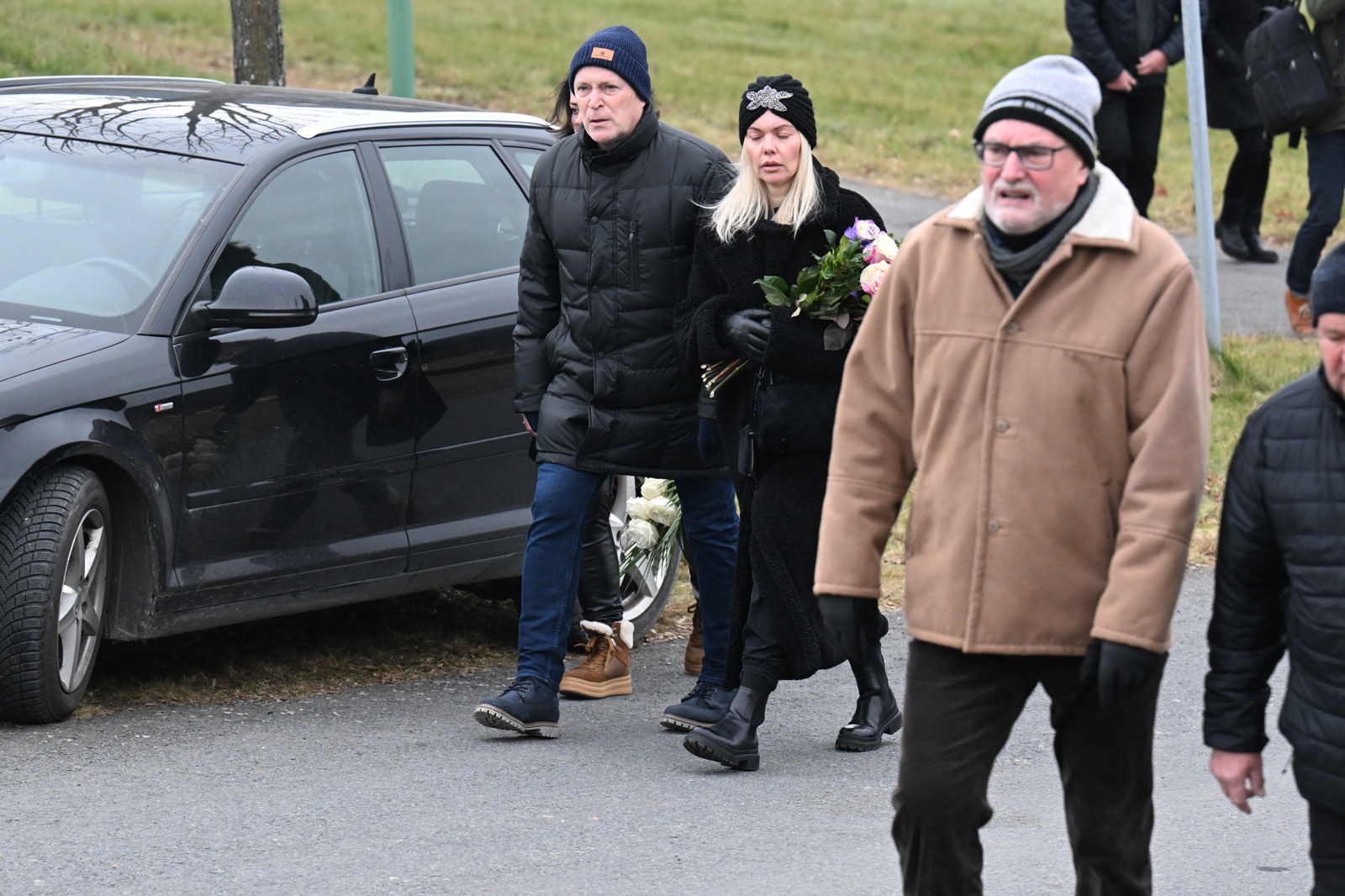 Galerie: Pohřeb Heleny Zeťové: Zdrcená Tereza Kerndlová, Leoš Mareš ...
