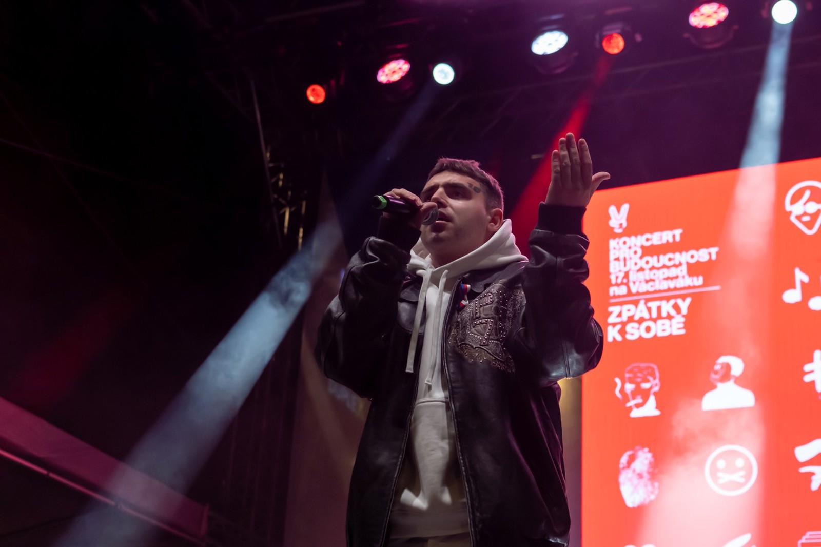 Galerie: Chili Ta se zúčastnila AZ-kvízu: Porazil ji Adam Rohony ...