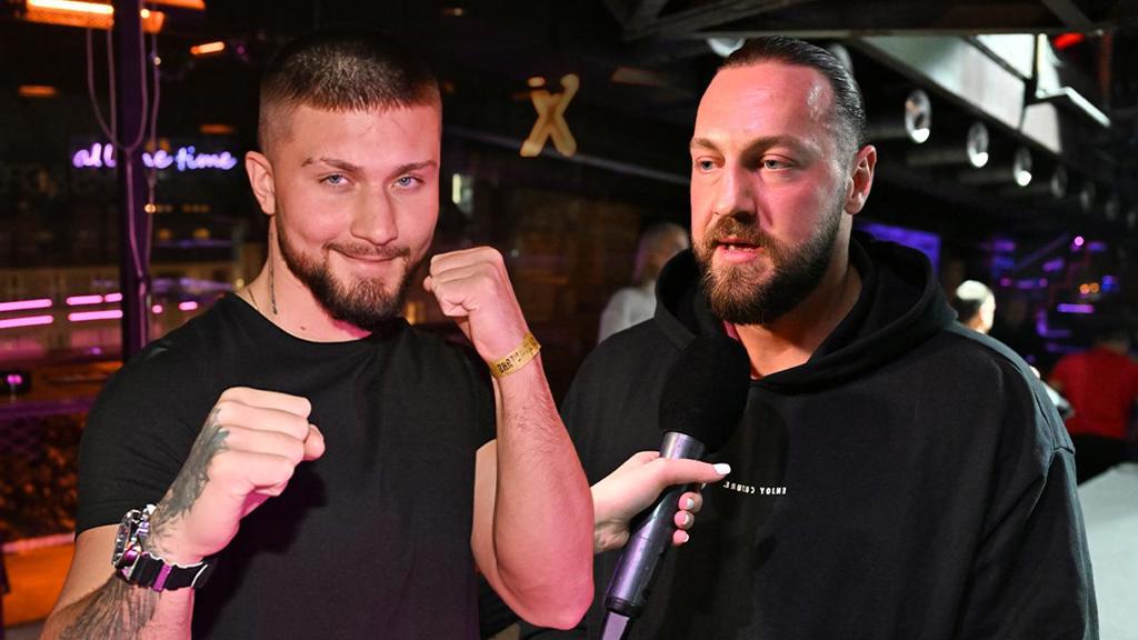 Marek Datel Valášek a jeho potupa v Clashi: Jediná rána od Jakuba Enže ...