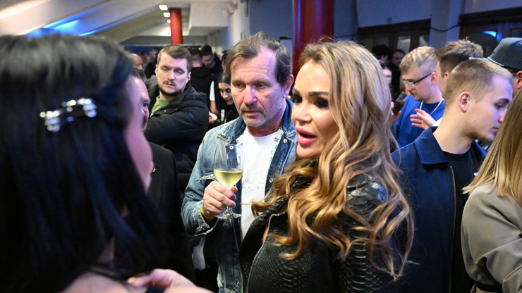 Galerie: Clash 11 plný hvězd: Jaromír Soukup s Evou Feuereislovou ...