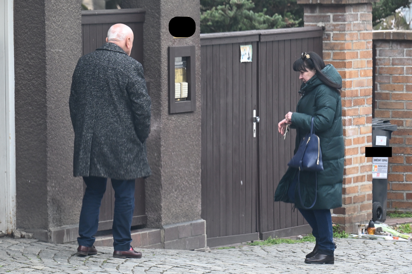 Galerie: Felix Slováček ze strachu uklidil pietu za dceru Aničku. Měl ...