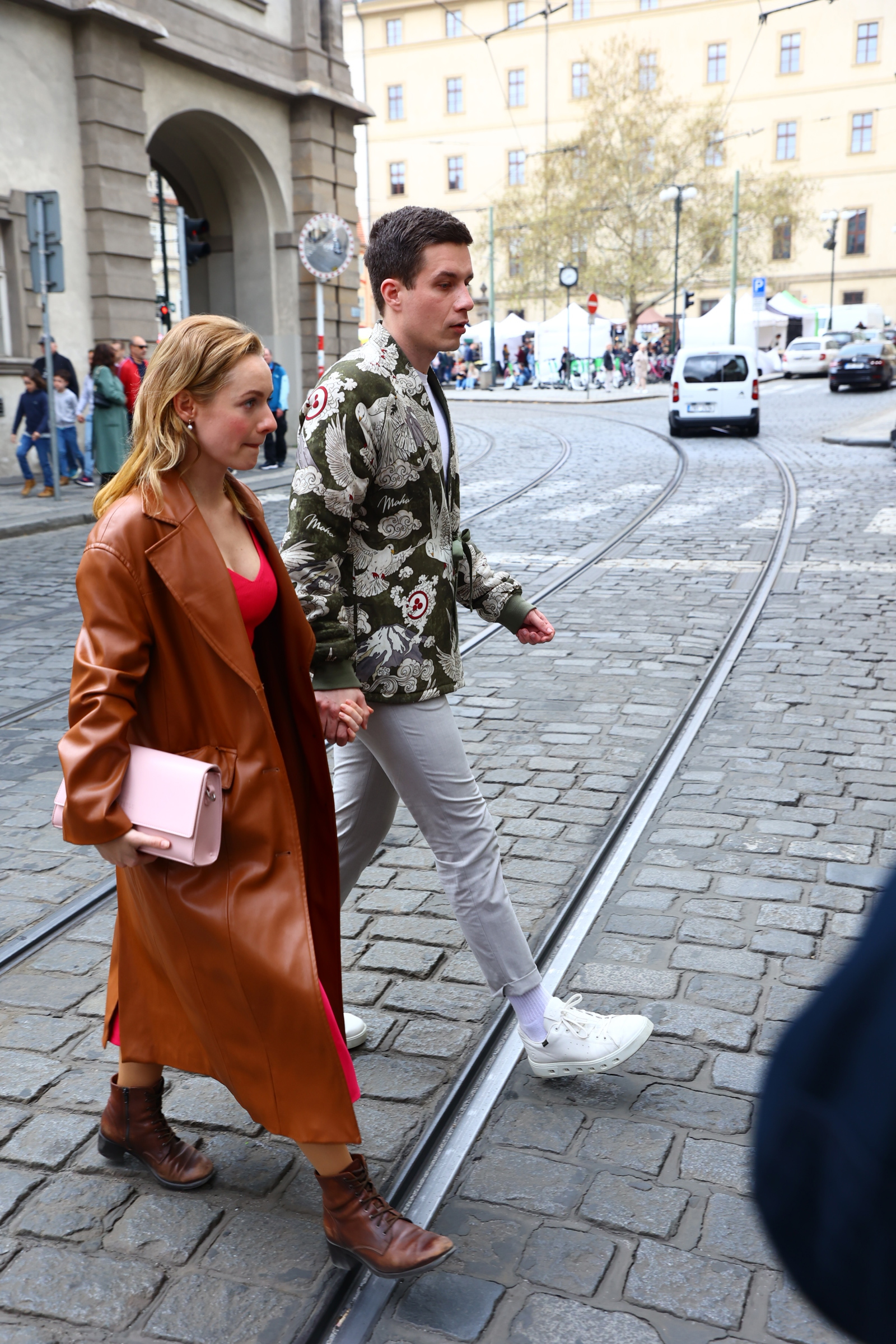 Galerie: Poslední přání Aničky Slováčkové: Felix s Dádou rozptýlili její popel v lese – fotka 22 ...