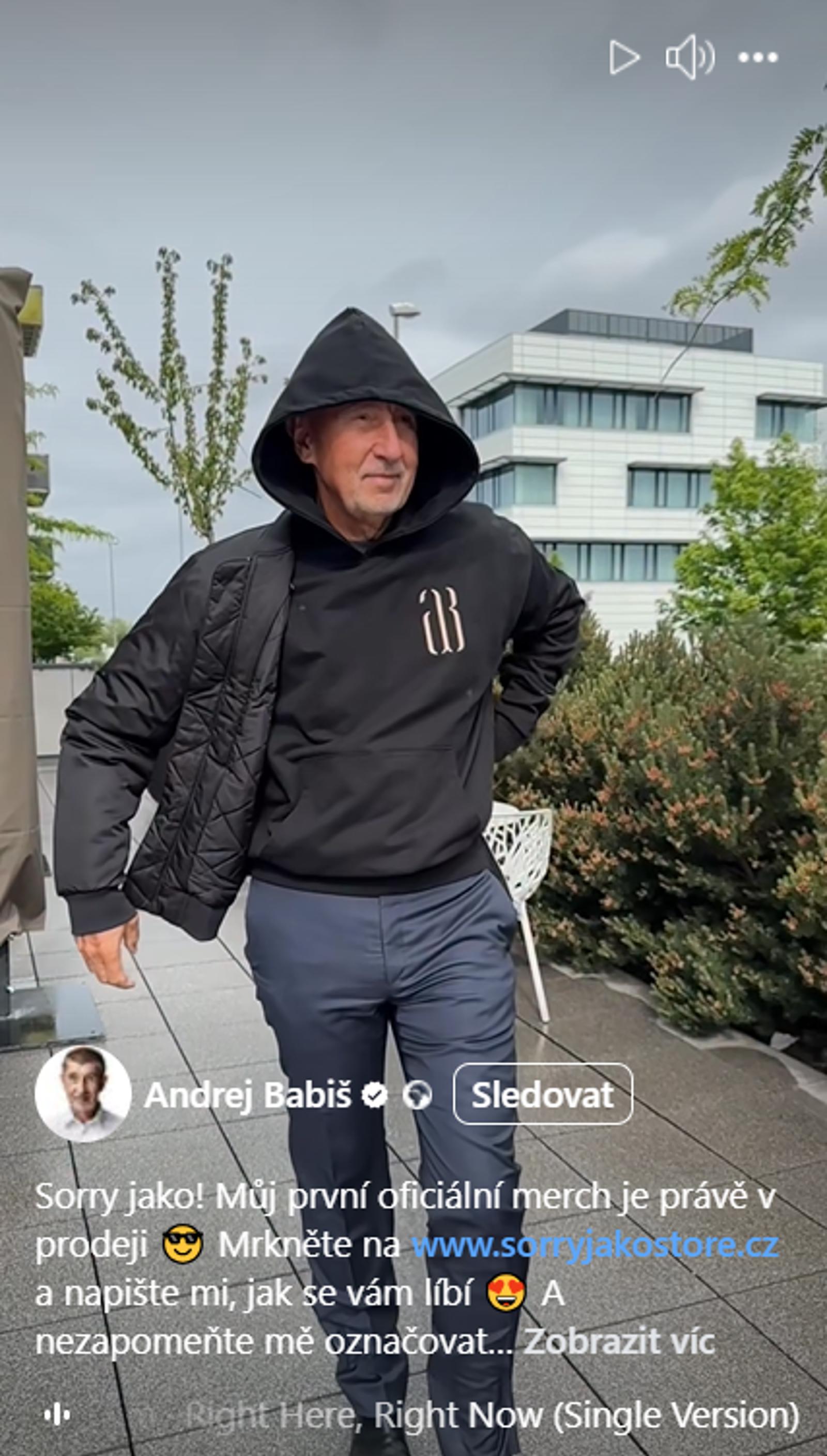 Galerie: Andrej Babiš představil své mikiny a trika s logem AB: Lidi ...