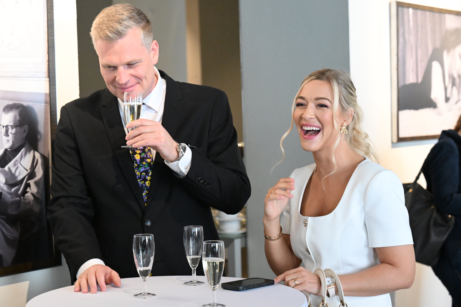 Galerie: Dominika Myslivcová v Paříži ukázala sexy tělo. Pochválil ji i Filip Turek – fotka 10 ...