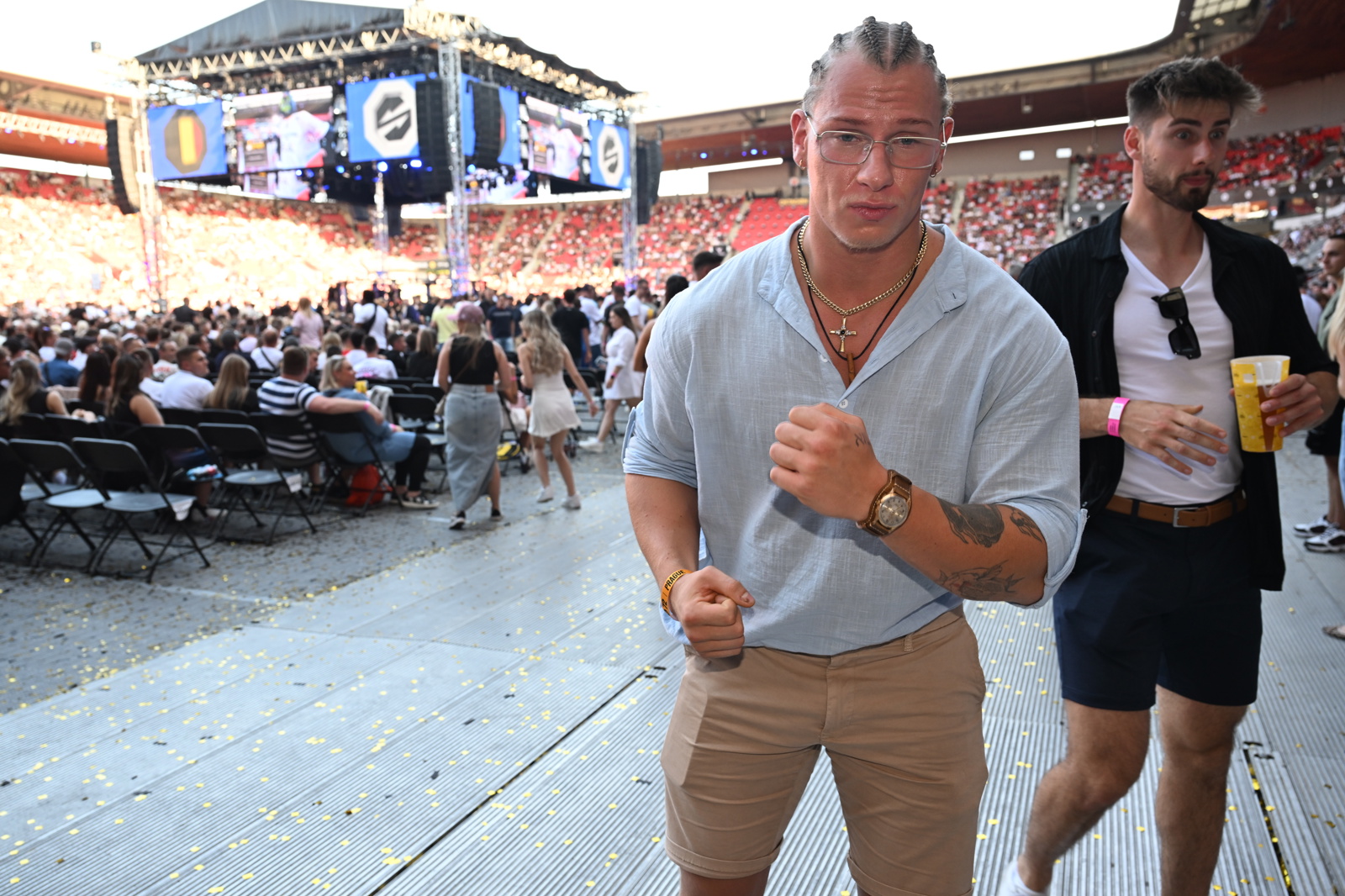 Galerie: Válka expartnerů Dominique Alagii: Pavel Tóth se pustil do ...