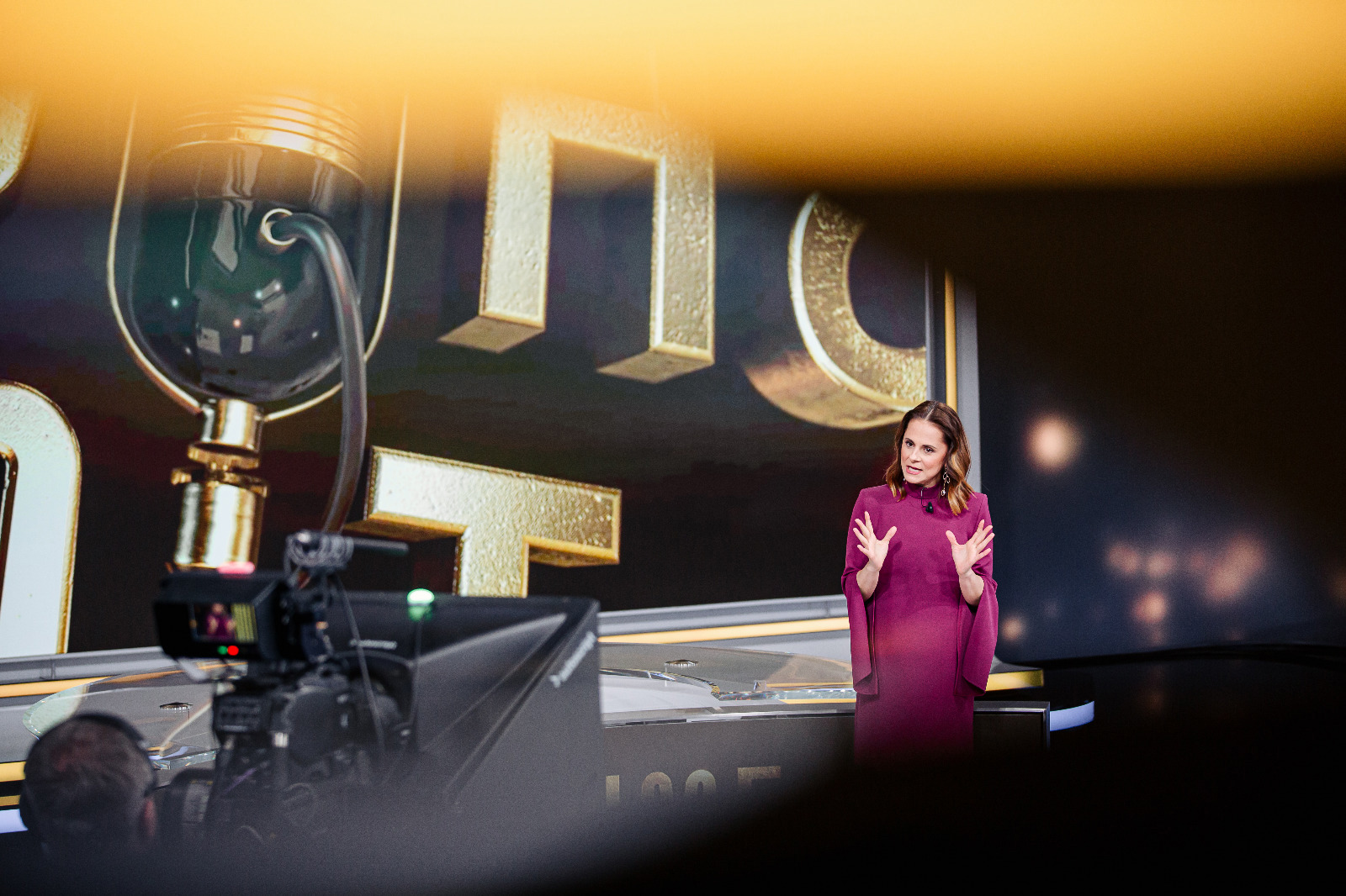 Galerie: Iva Kubelková a Eva Perkausová mají jasno: Laďka Něrgešová se ...