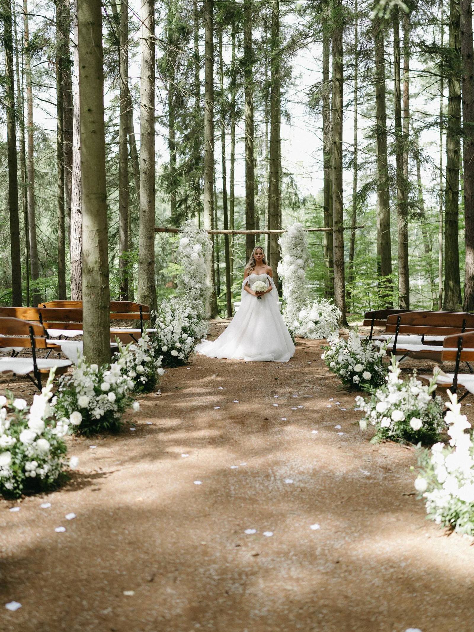 Galerie: Petr Cerha alias Nasty a Tereza Lojkásková se vzali: Ano si ...