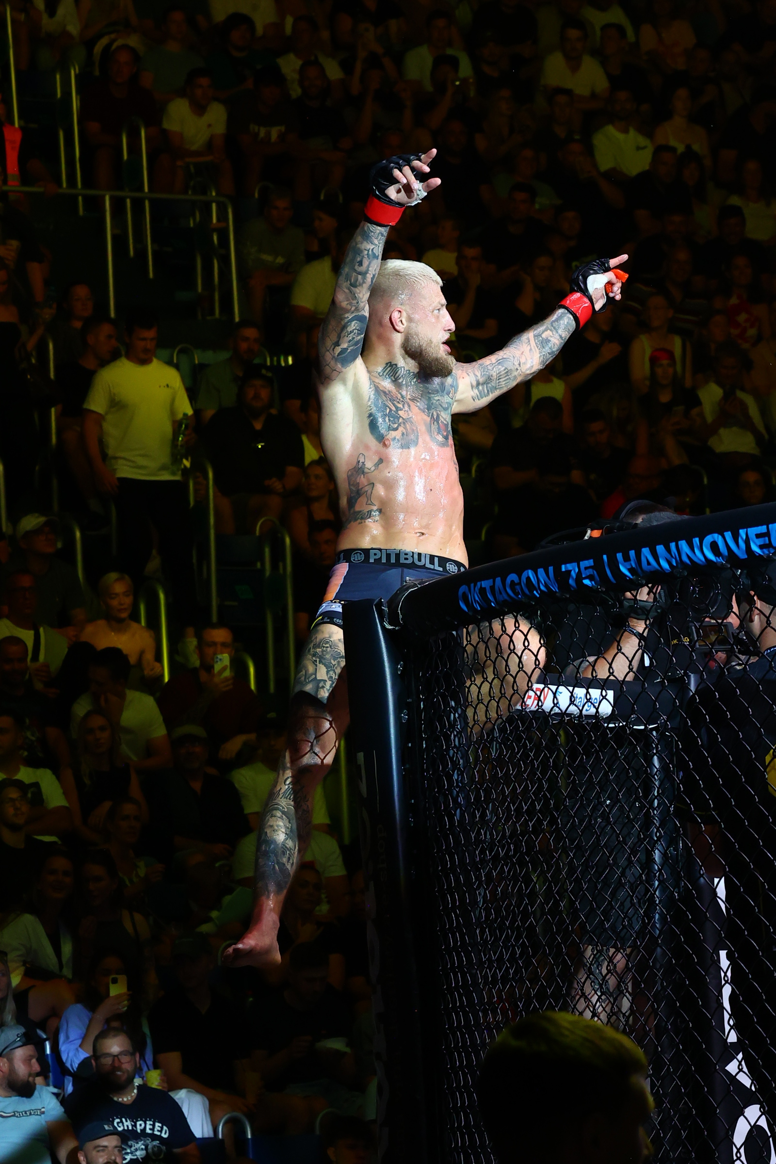 Galerie: Radek Roušal se utkal s Adrianem Hamerskim: Brněnský zápasník ...