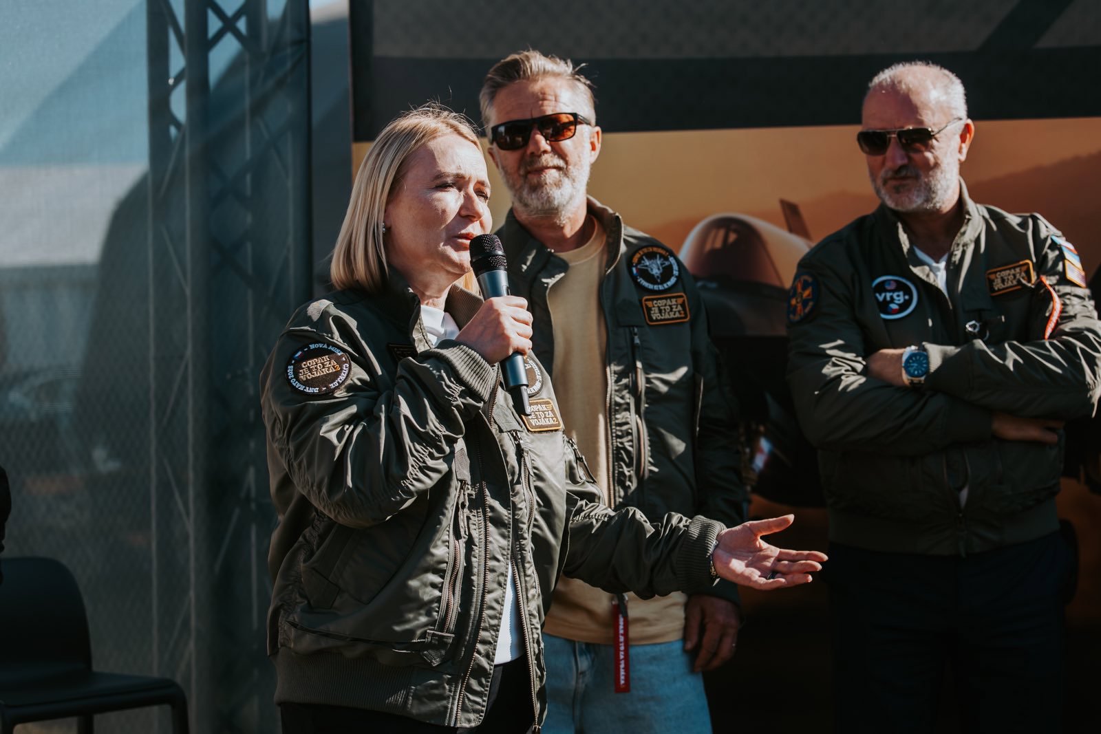 Galerie: Legendární film Copak je to za vojáka… se dočká pokračování ...