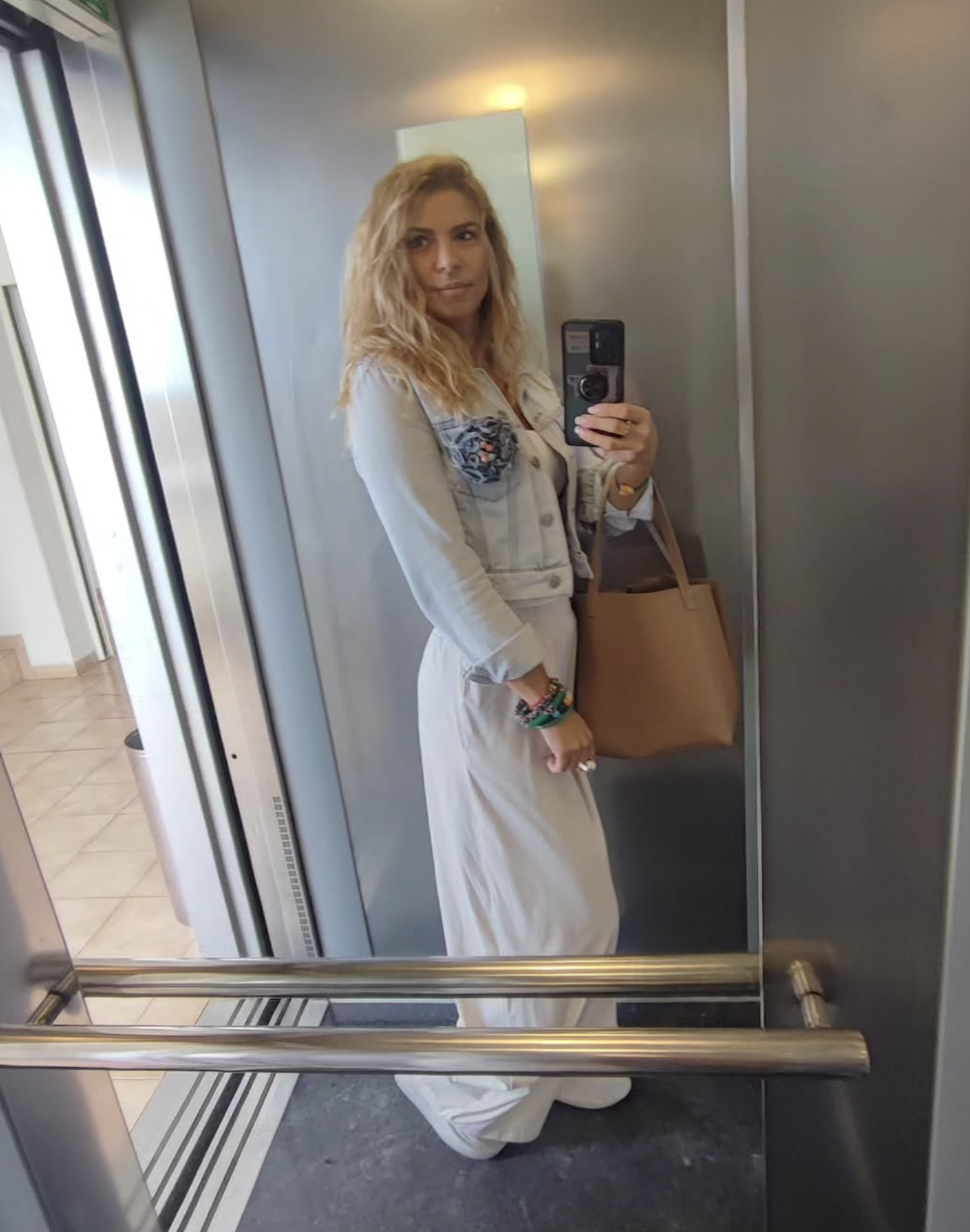 Galerie: Vlasta Hájek a jeho údajná milenka: Krásná Makedonka s ...