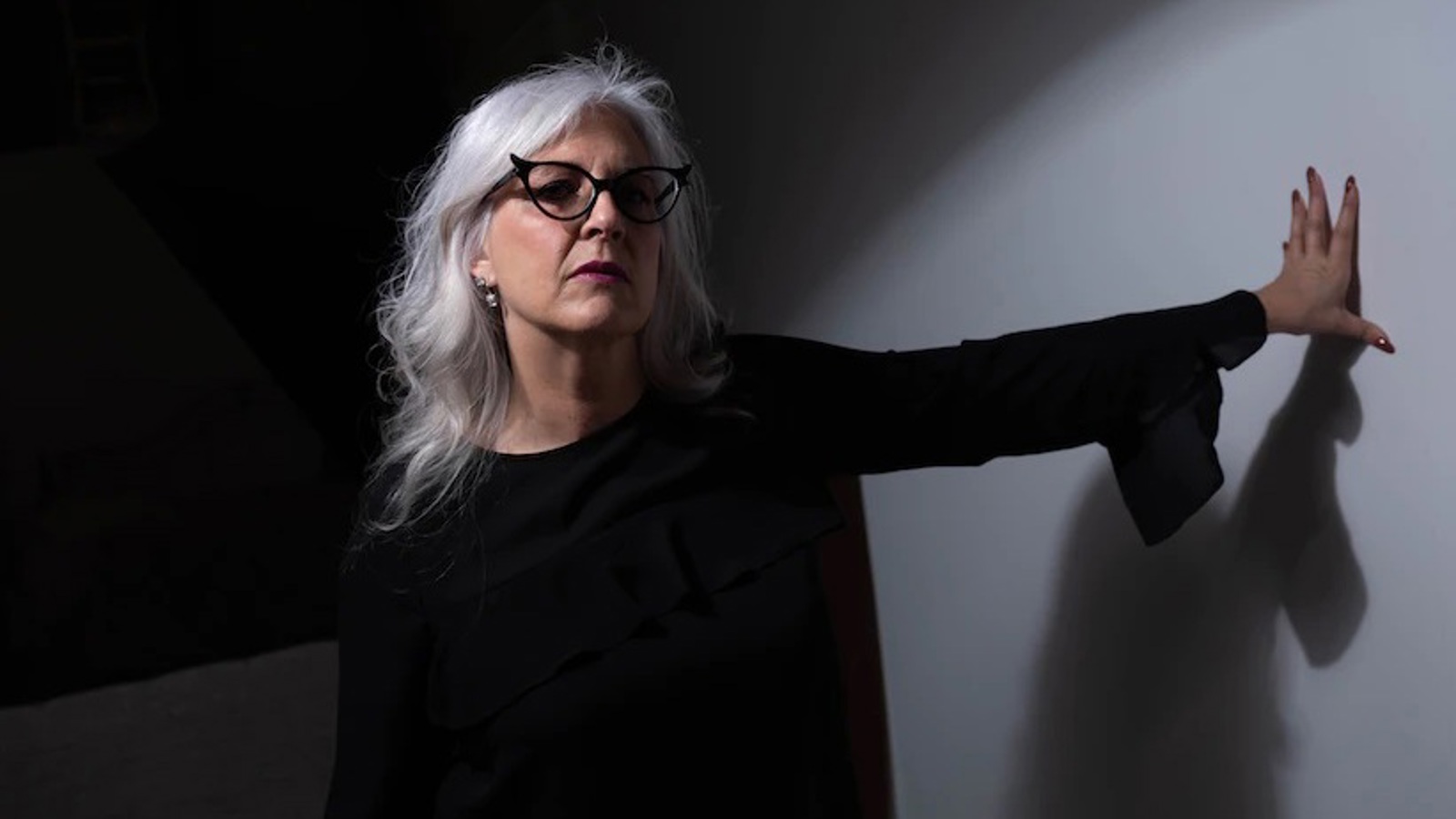 Linda (49): Během deštivé noci u nás zazvonil sousedčin syn. Ráno jsem ...